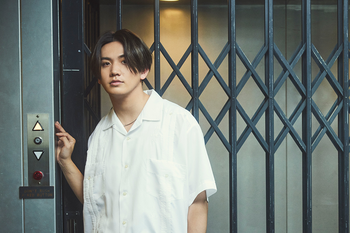 BIOGRAPHY - AARON - UNIVERSAL MUSIC JAPAN