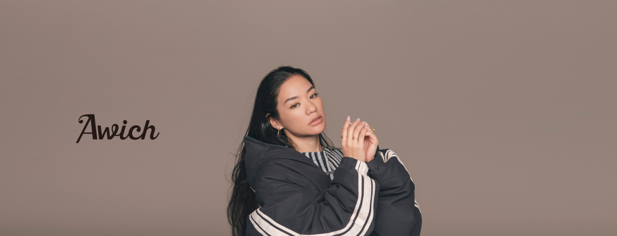 BIOGRAPHY - Awich - UNIVERSAL MUSIC JAPAN