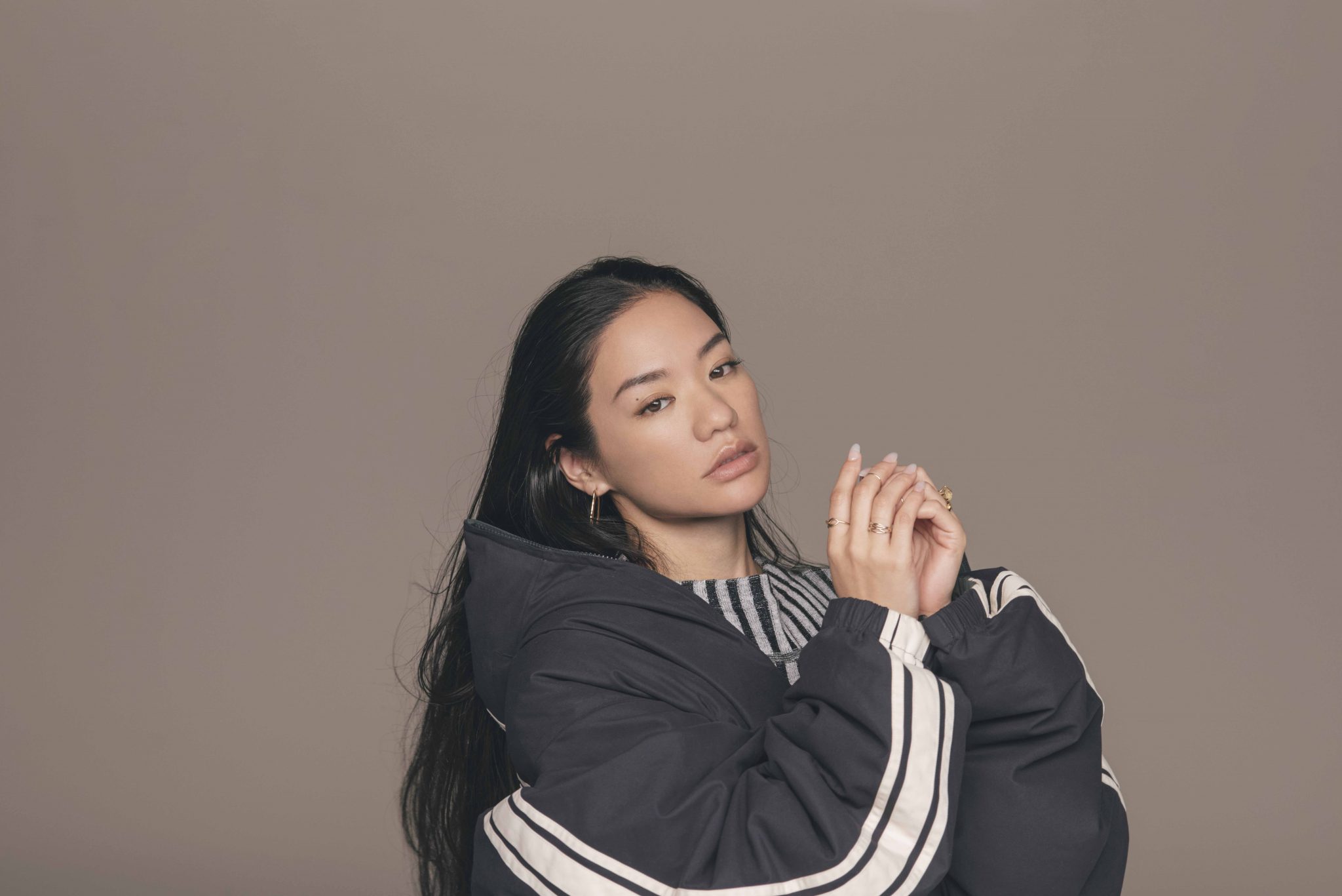 BIOGRAPHY - Awich - UNIVERSAL MUSIC JAPAN