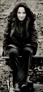 BIOGRAPHY - エレーヌ・グリモー | Helene Grimaud - UNIVERSAL MUSIC JAPAN