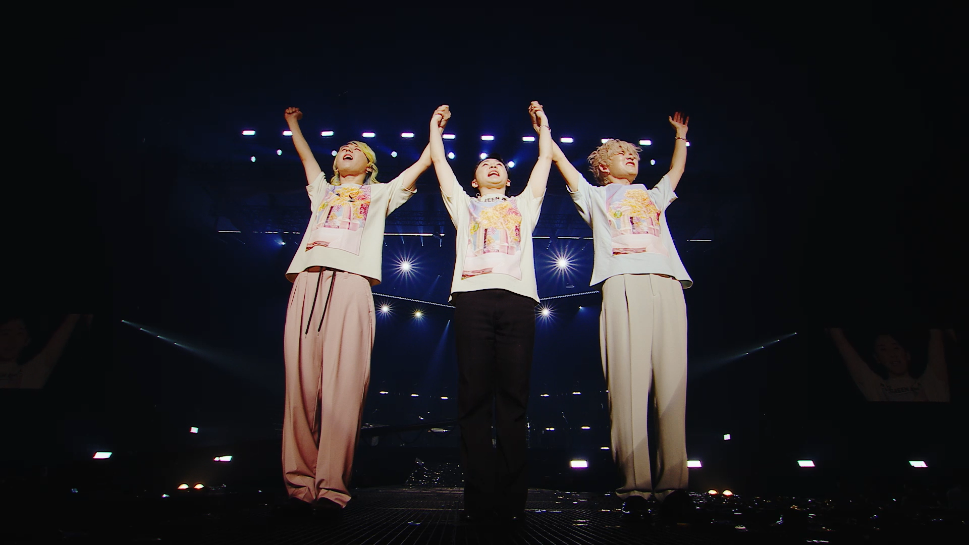 一夜限りの復活ライブを完全収録した映像作品、 LIVE Blu-ray / DVD 「ARENA SHOW “Utopia”」、12月14日 ...