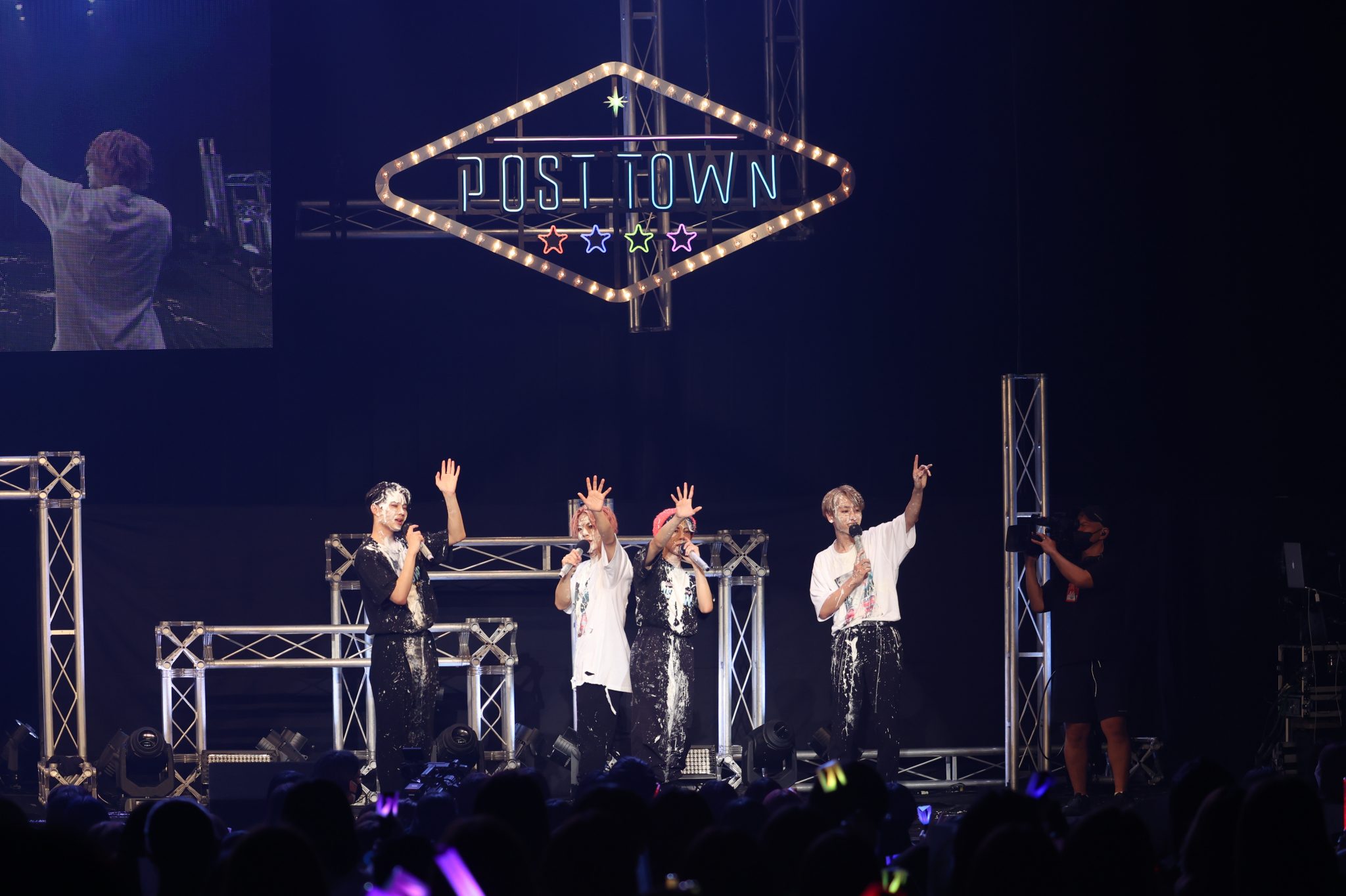 【オフィシャルライブレポート】OWV OFFICIAL FANMEETING -POST TOWN- 2022年4月10日@ 東京・豊洲PIT - OWV