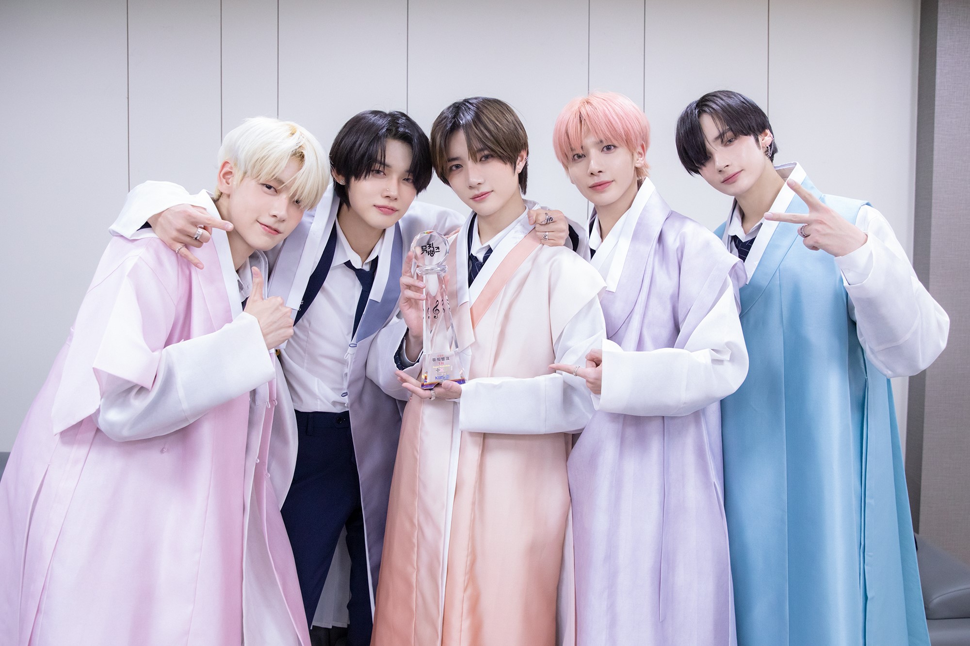 TOMORROW X TOGETHER 5th Mini Album『The Name Chapter: TEMPTATION』「ミュージック ...