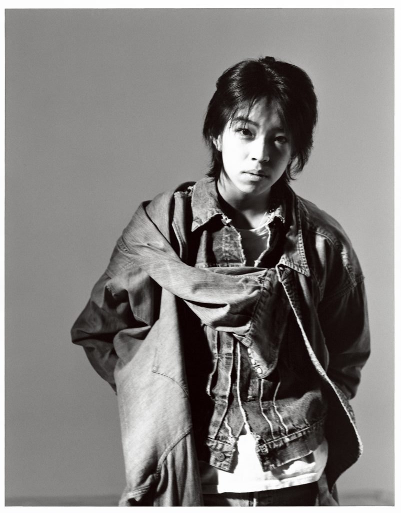 BIOGRAPHY - YOSHI - UNIVERSAL MUSIC JAPAN